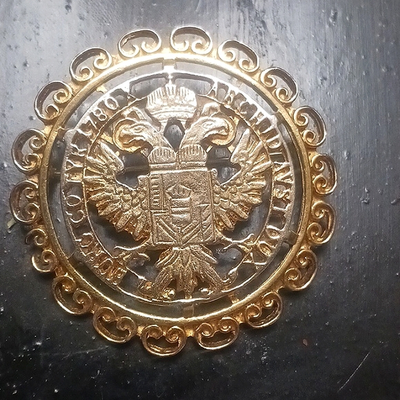 Accessocraft | Jewelry | Vintage Metal Pin | Poshmark